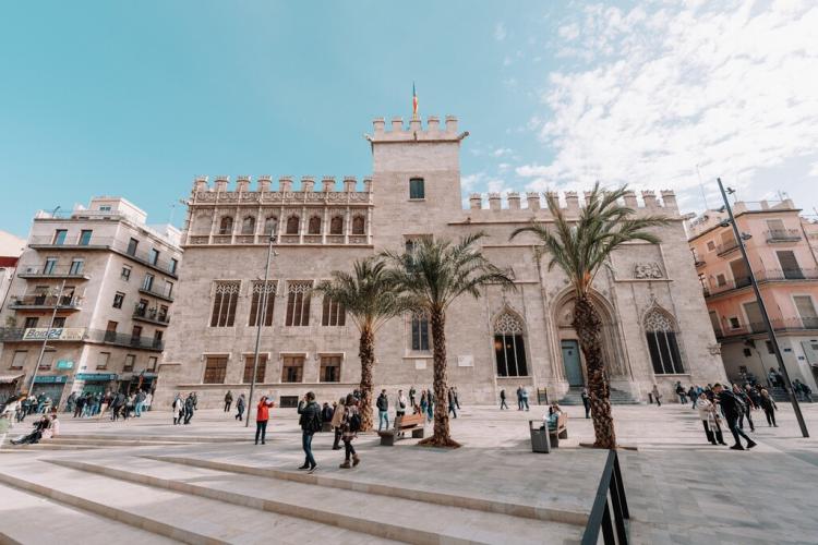 Information about La Lonja (The Silk Exchange)